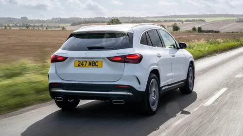Mercedes benz Gla Boot Space | CarSpecsLab