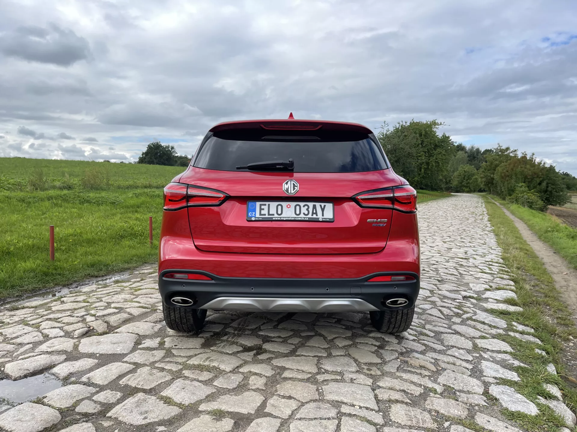 MG HS Specs, engines, generations