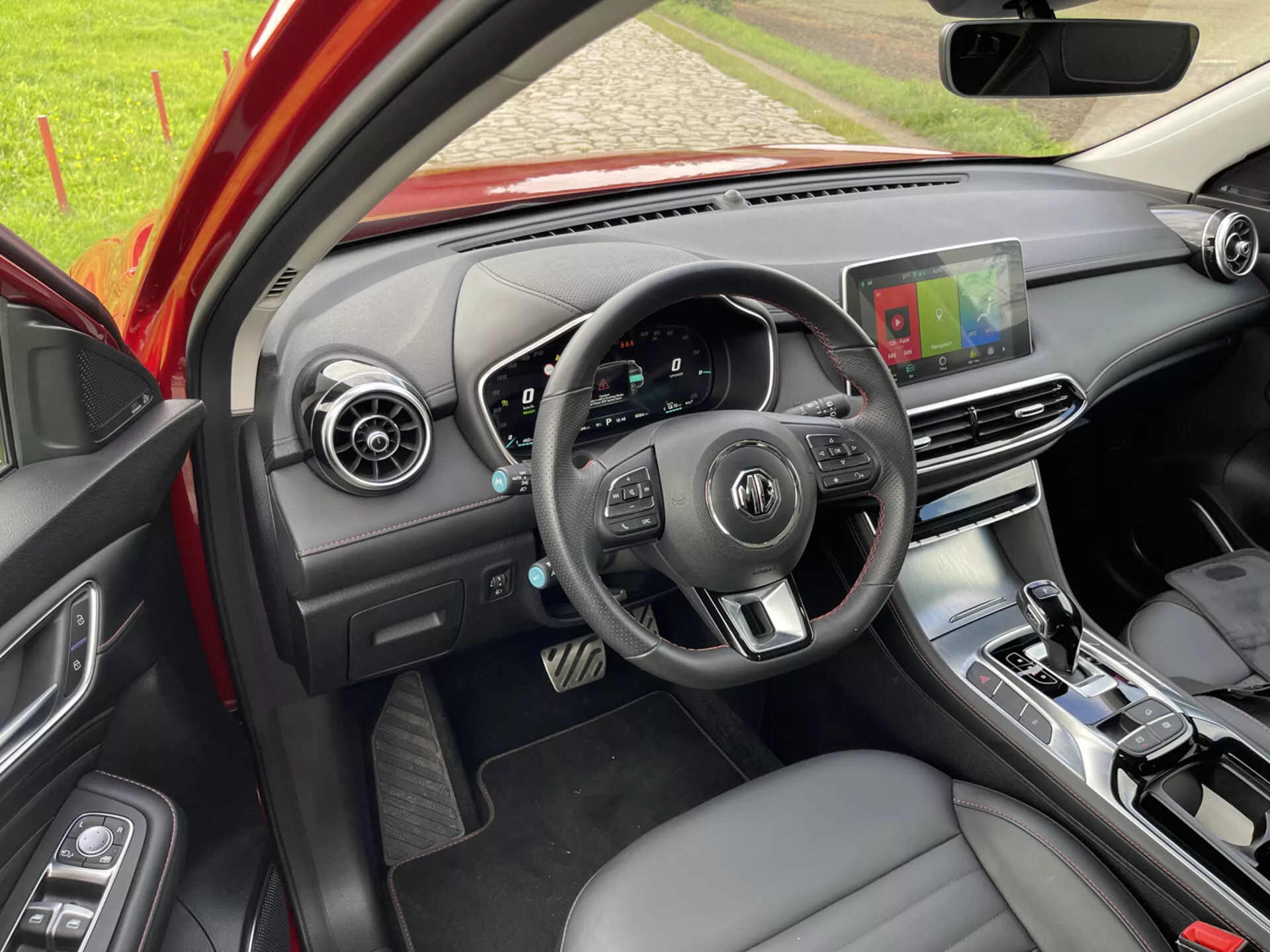 MG HS Specs, engines, generations