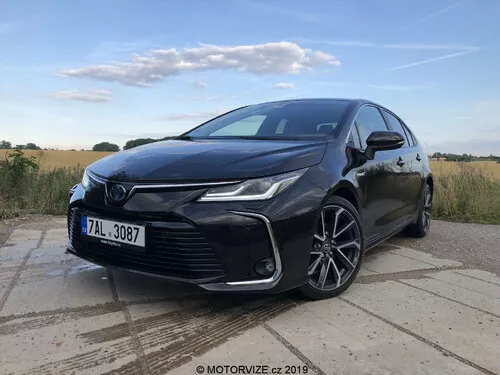 Toyota Corolla Boot Space | CarSpecsLab